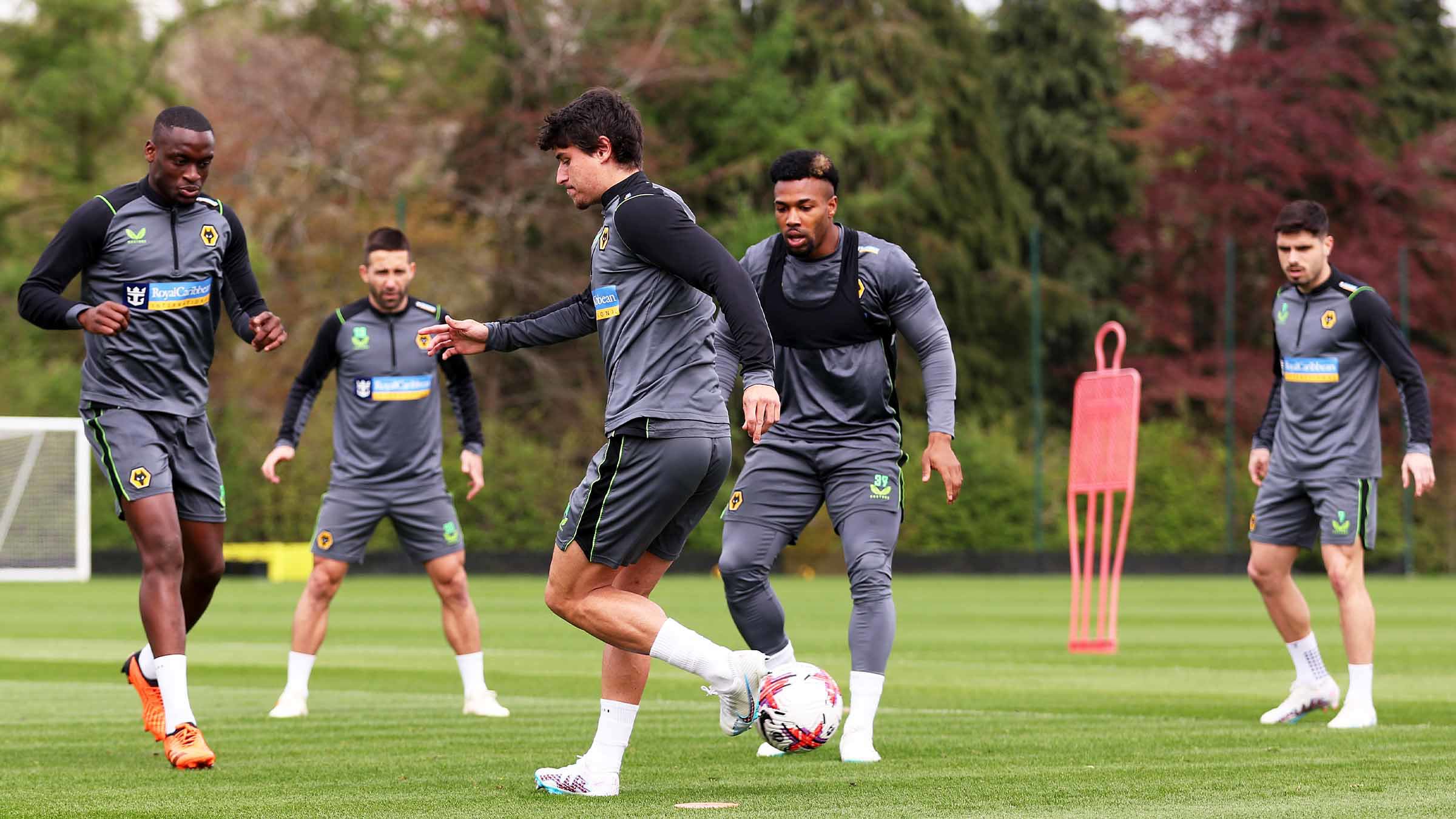Gallery | Chiquinho back training with the group | Men's First-Team ...