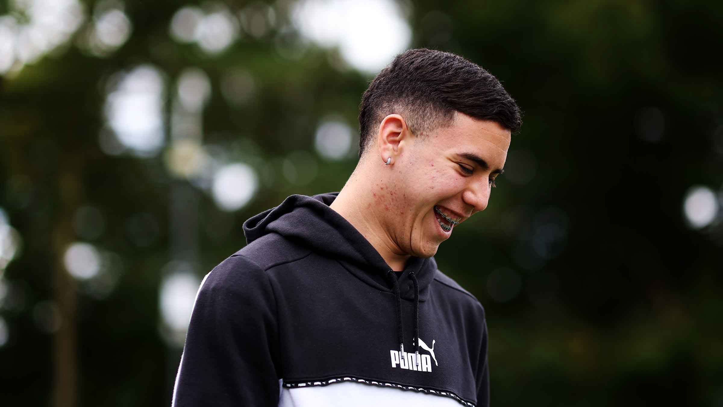 Gallery | Gonzalez checks in at Wolves | Men's First-Team | News ...