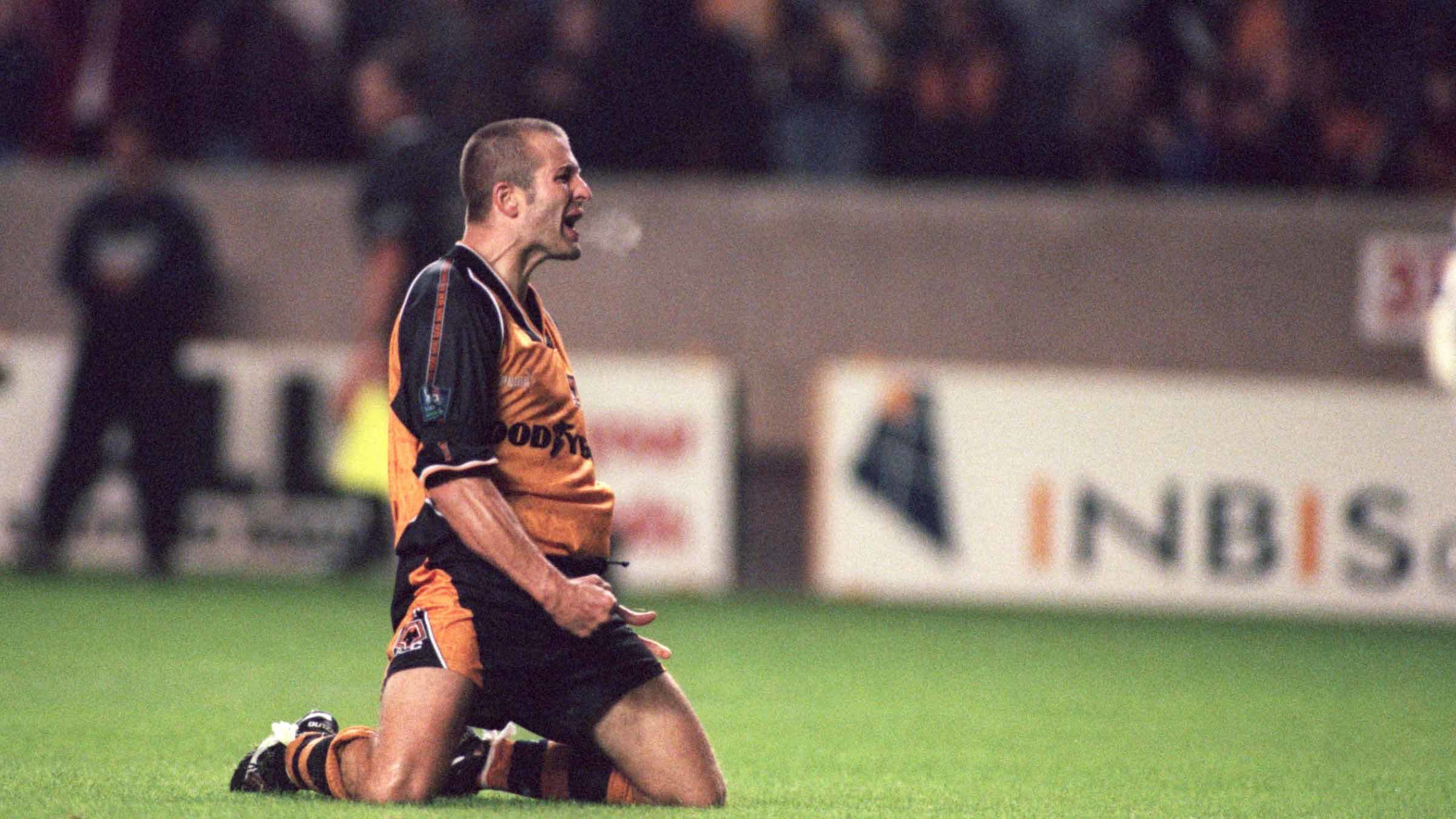 Wolves Scrapbook | Steve Bull | Features | News | Wolverhampton ...