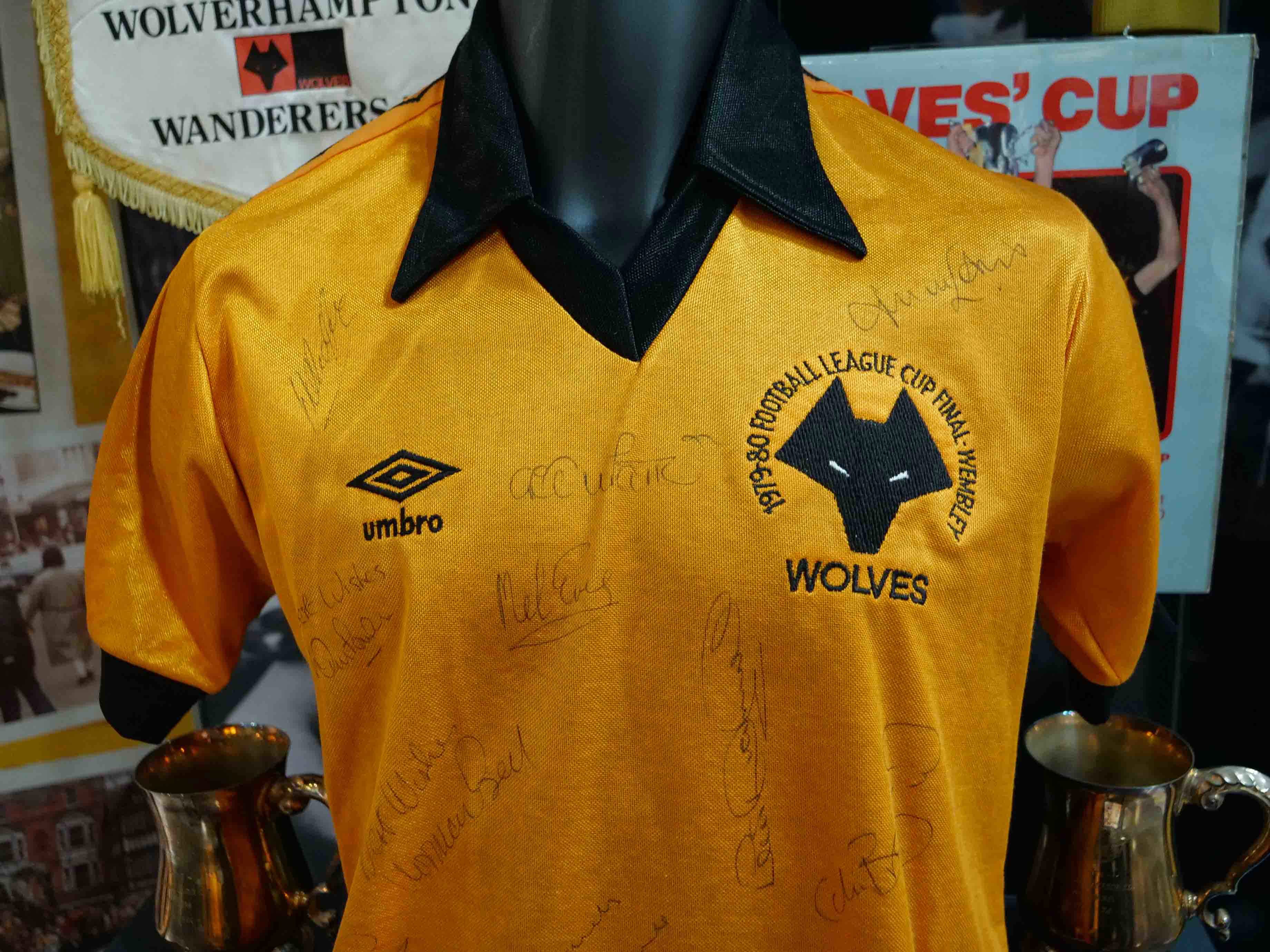 Inside The Museum | Derek Parkin's Cup Final Shirt | Features | News ...