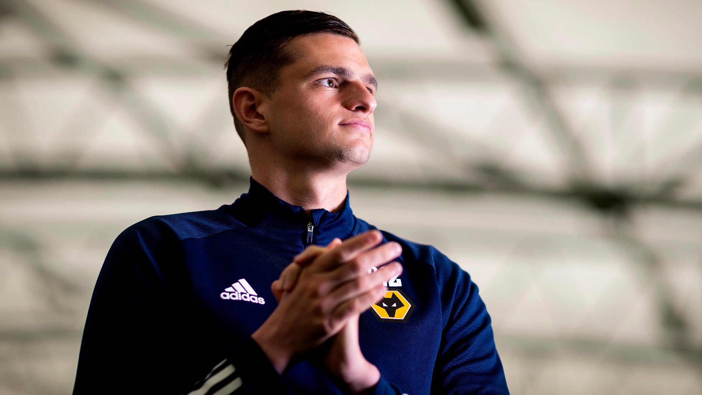 New deal for Estrada | Under-21 | News | Wolverhampton Wanderers FC
