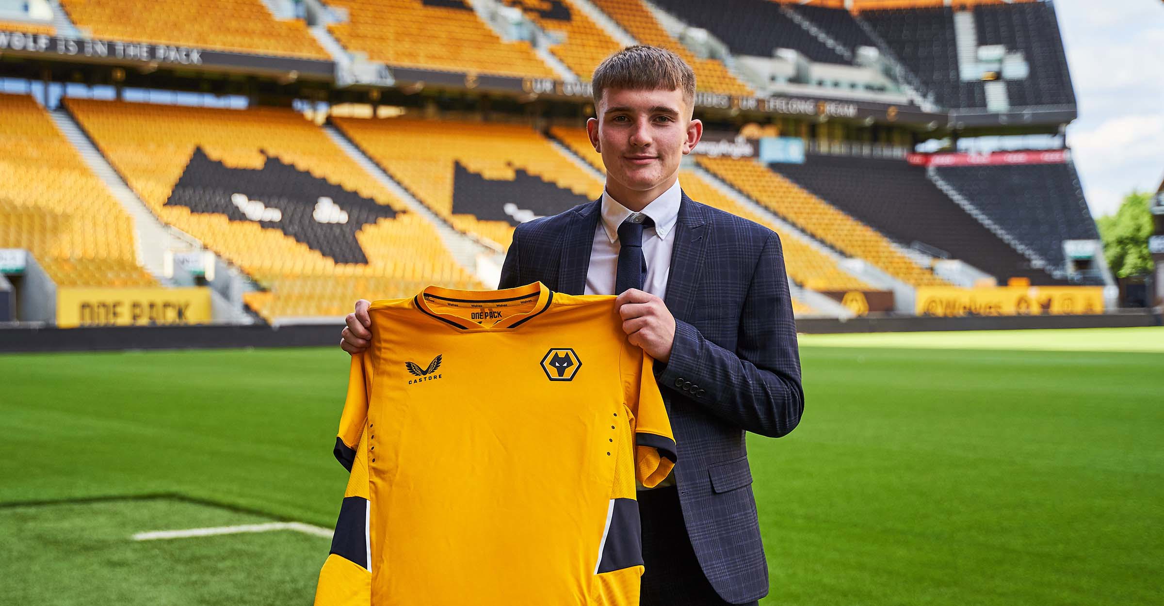 Meet Wolves Academy’s 2021/22 scholars | Academy | News | Wolverhampton ...