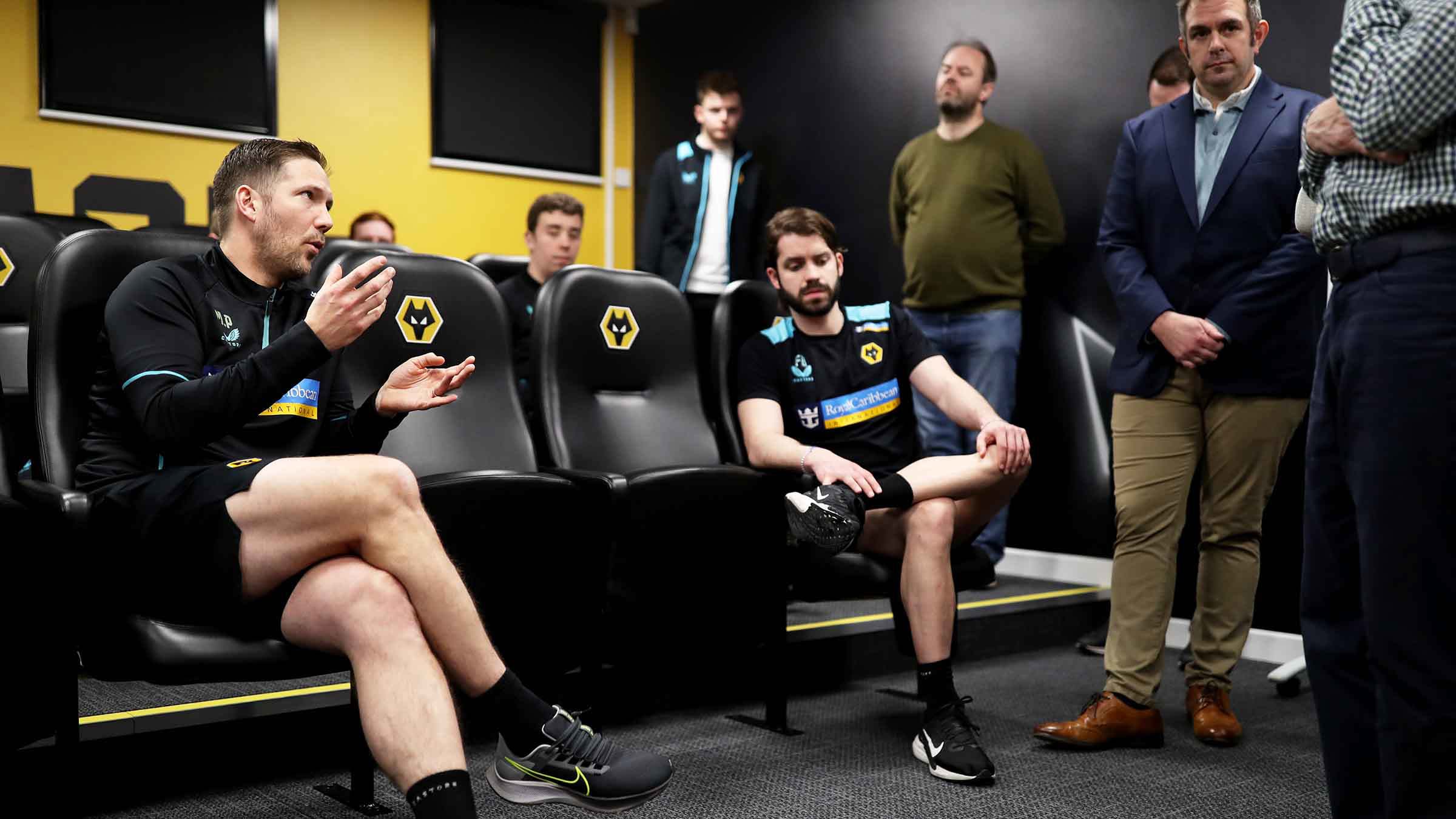 Gallery | Wolves legends taken on tour of Compton Park | Club | News ...