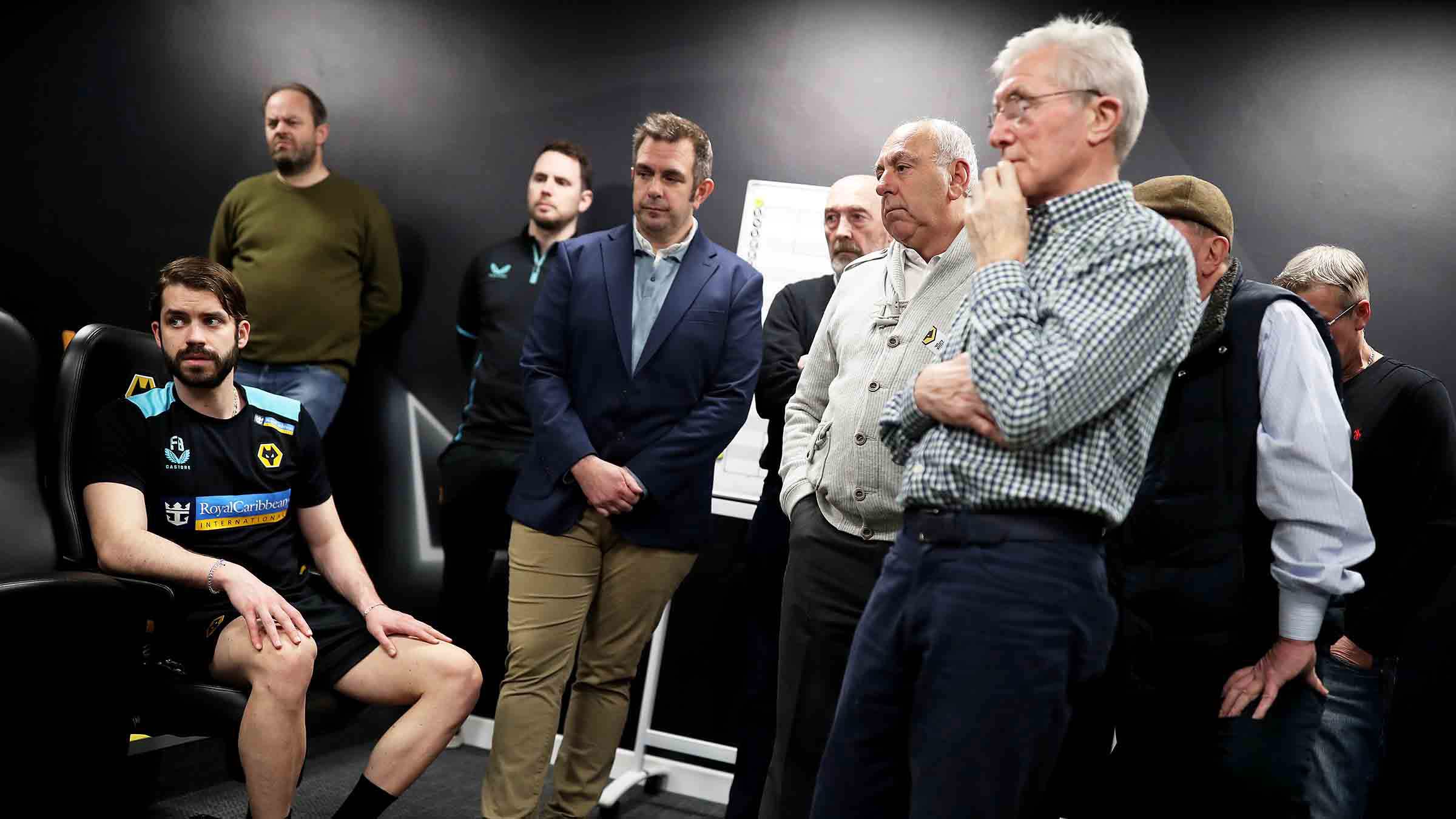 Gallery | Wolves legends taken on tour of Compton Park | Club | News ...