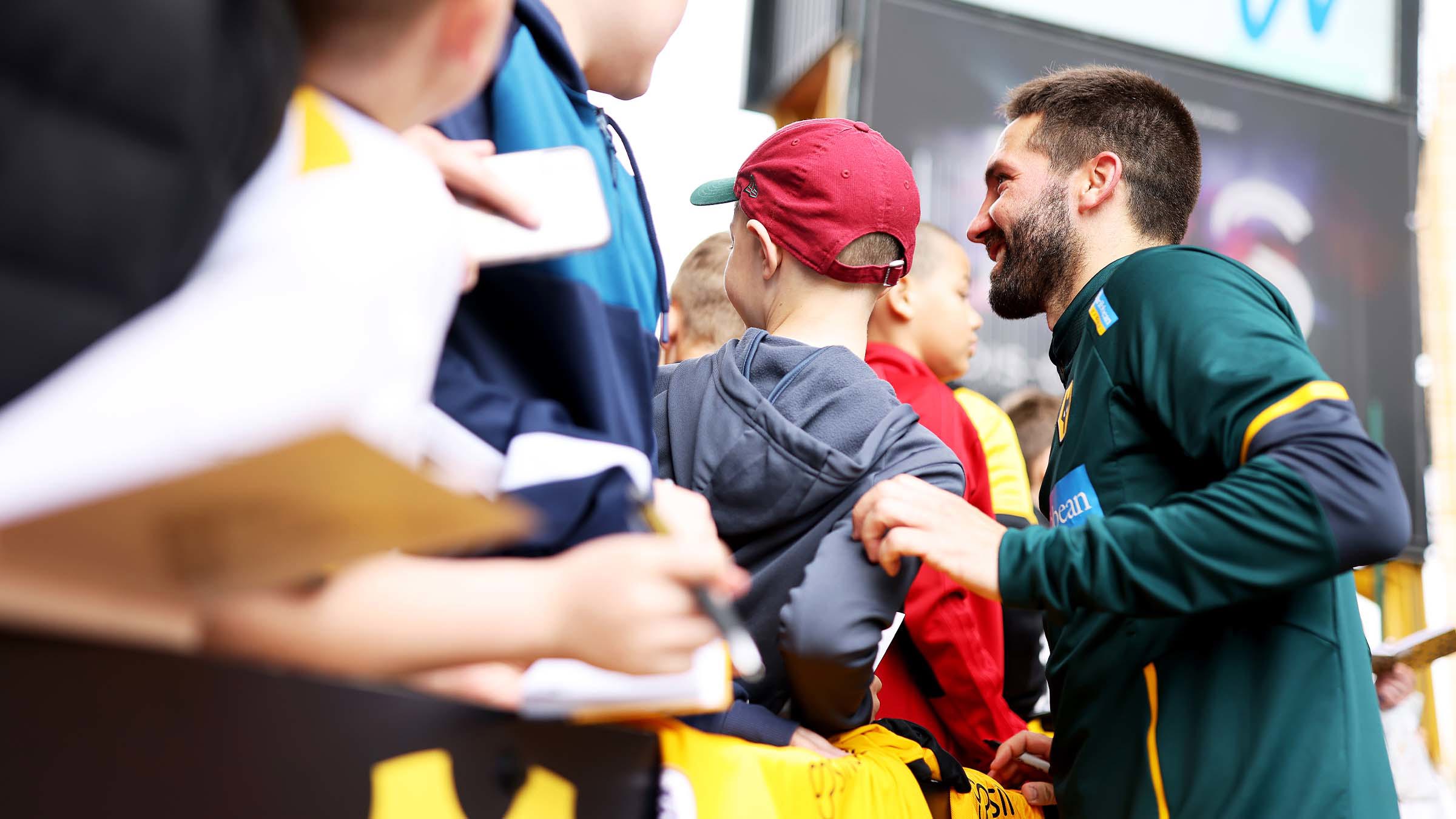Gallery | Big numbers at open training session | Men's First-Team ...