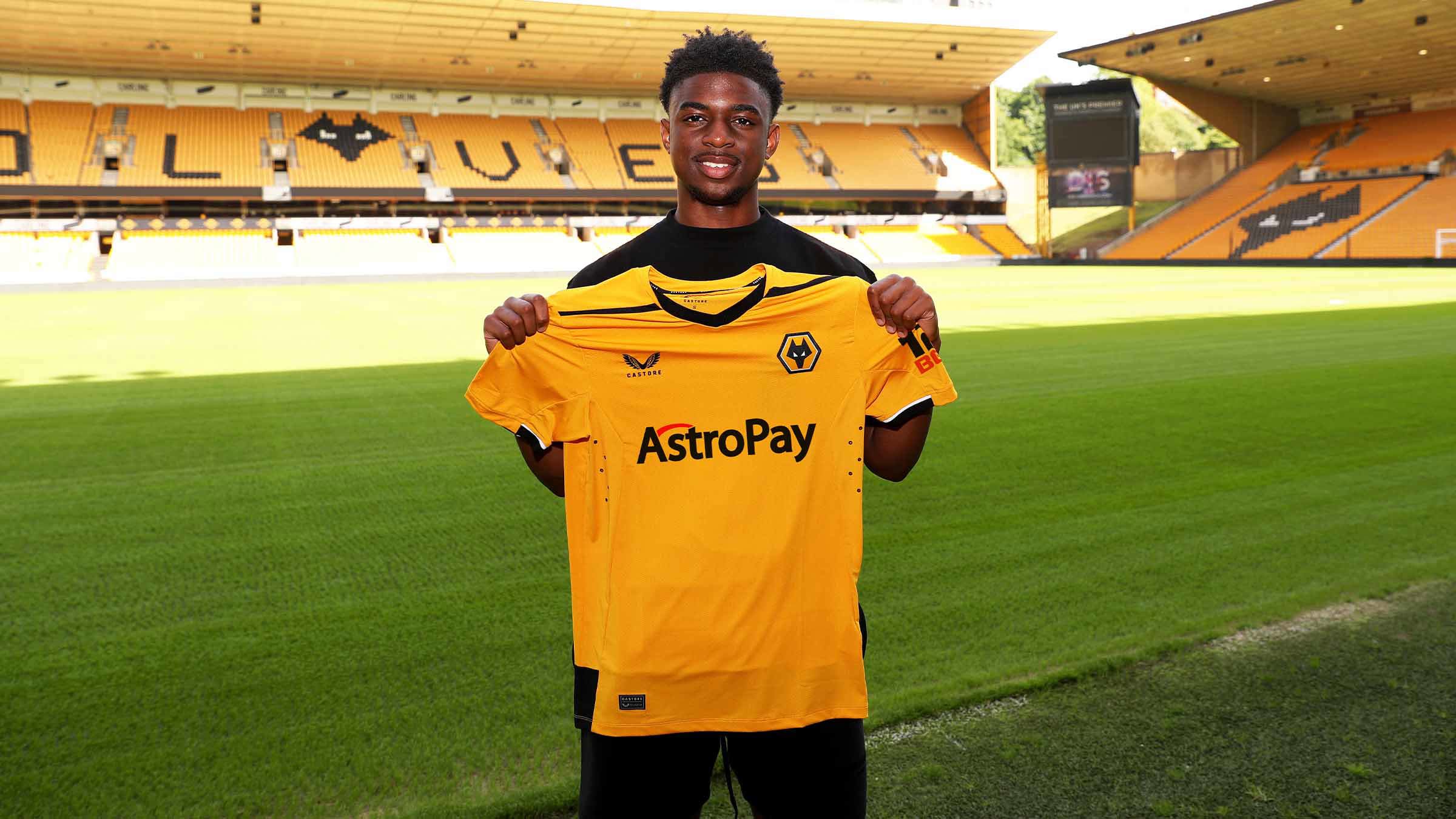 Kaleta signs first professional contract | Academy | News ...