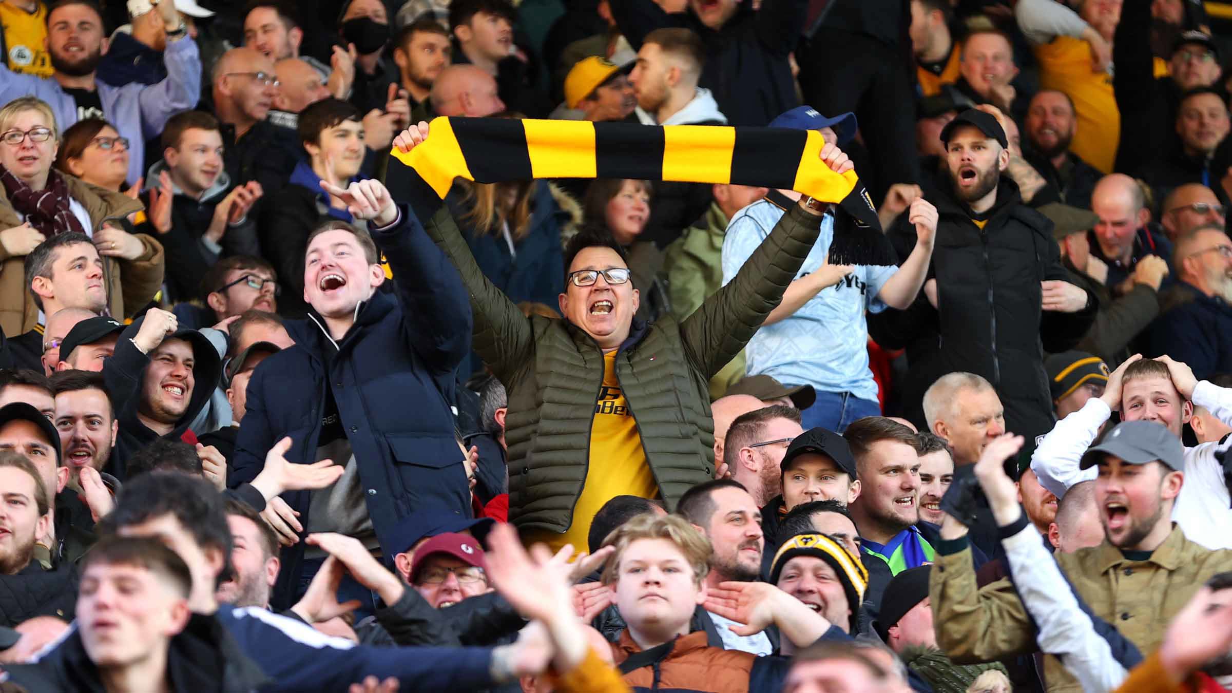Season ticket smartcards on their way to Wolves supporters | Club ...