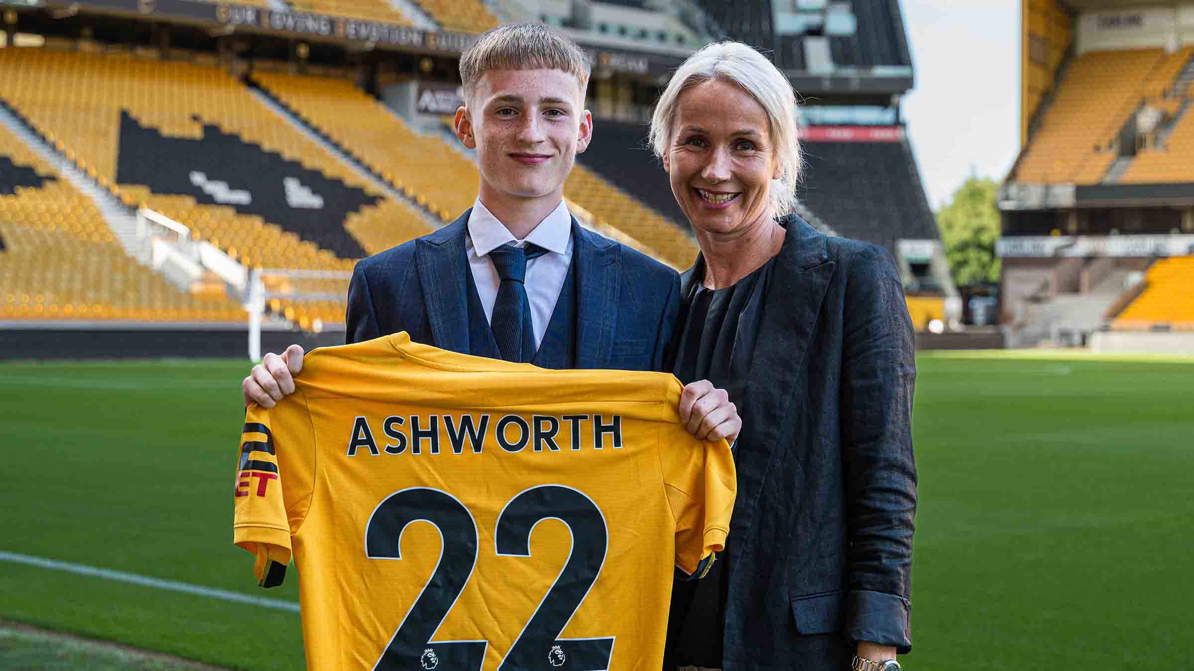 2022/23 Wolves Academy scholars inducted | Academy | News ...