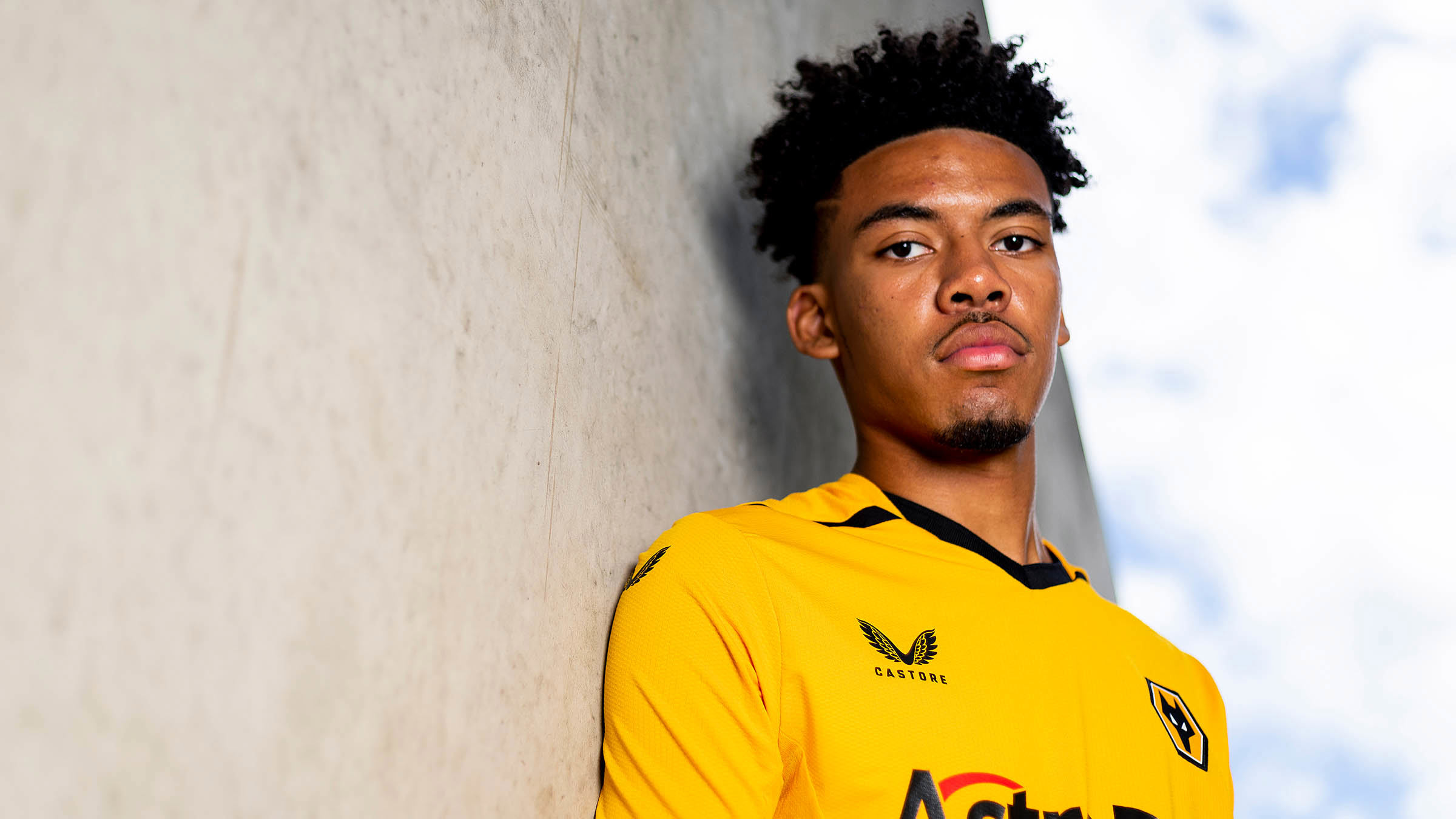 Barnett signs first professional contract | Academy | News ...