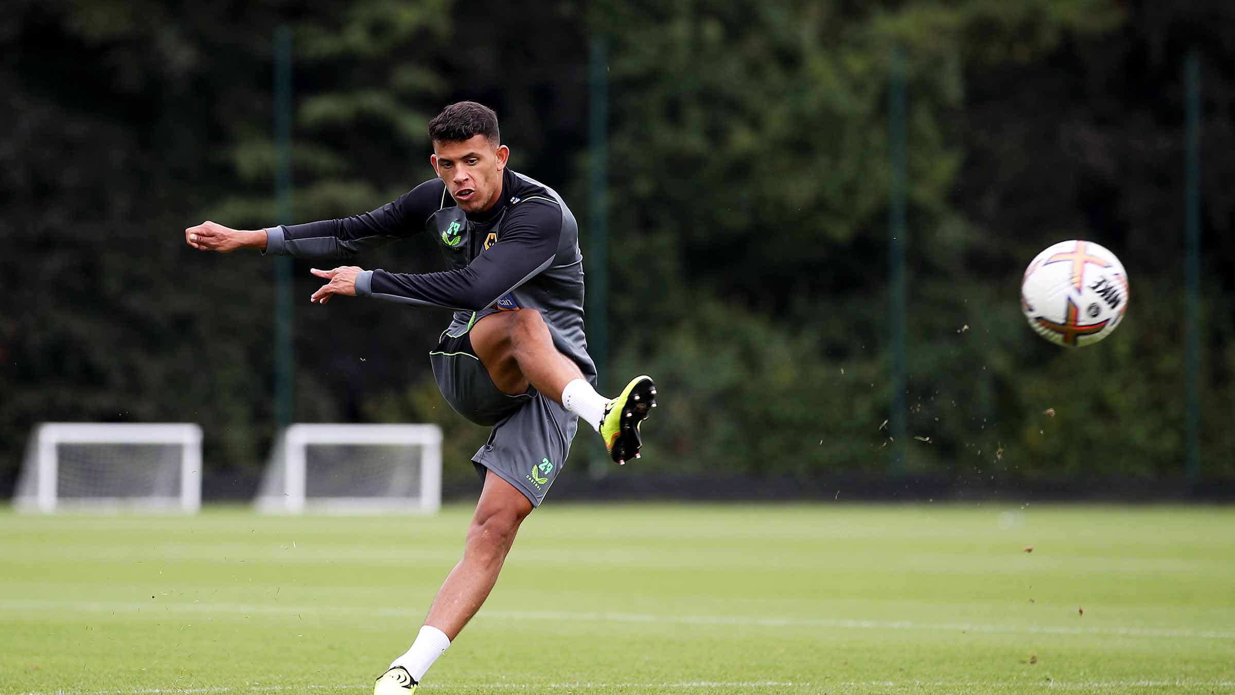 Gallery | Nunes trains ahead of Spurs trip | Men's First-Team | News ...