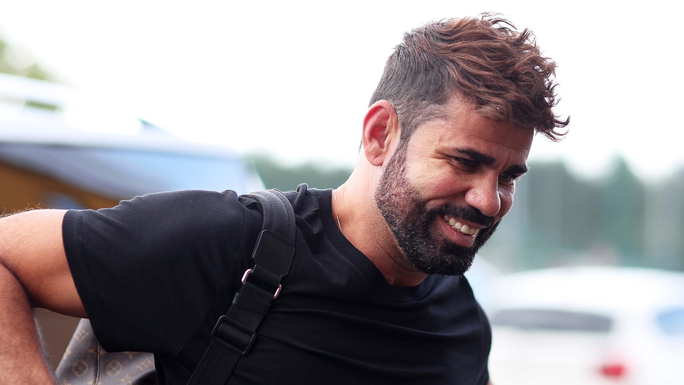 Gallery | Costa checks in | Men's First-Team | News | Wolverhampton ...