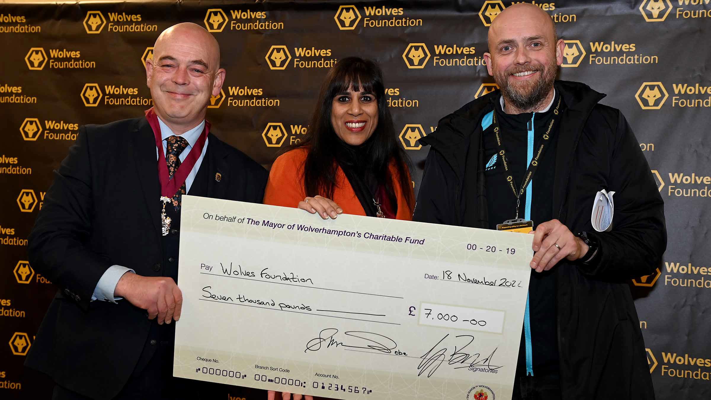 Former mayor supports Wolves Foundation | Foundation | News ...