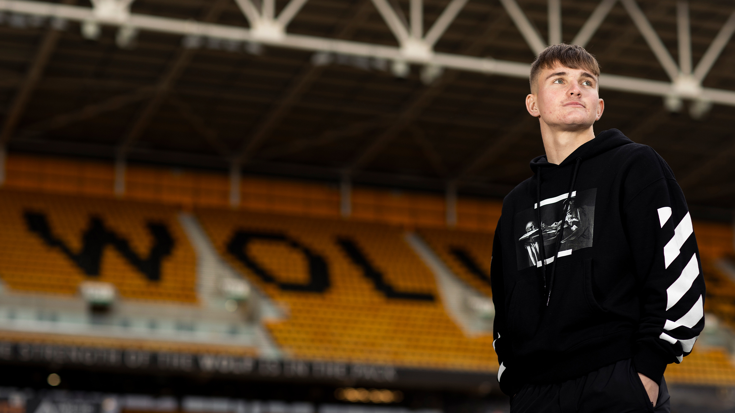 Farmer pens first professional contract | Academy | News ...
