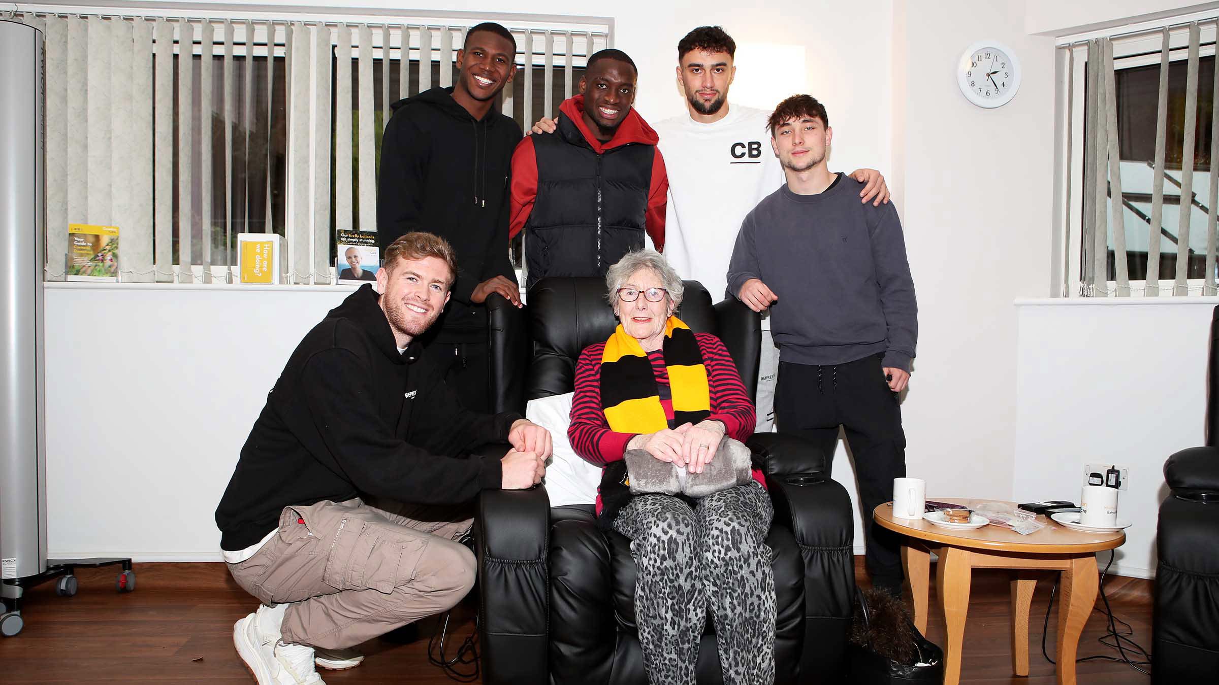 Wolves players head to Compton Care | Club | News | Wolverhampton ...