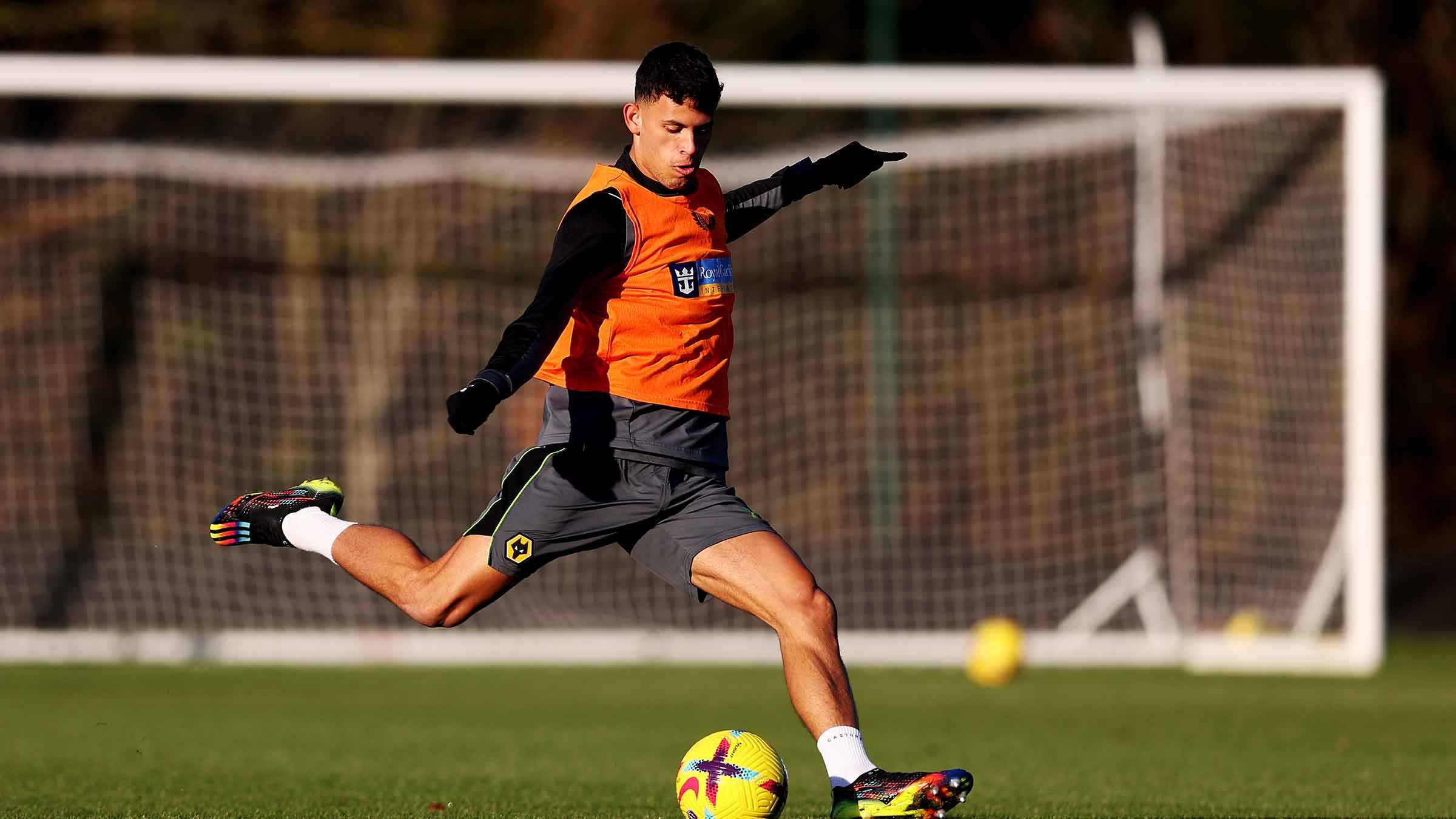 Gallery | Cunha joins team training for the first time | Men's First ...