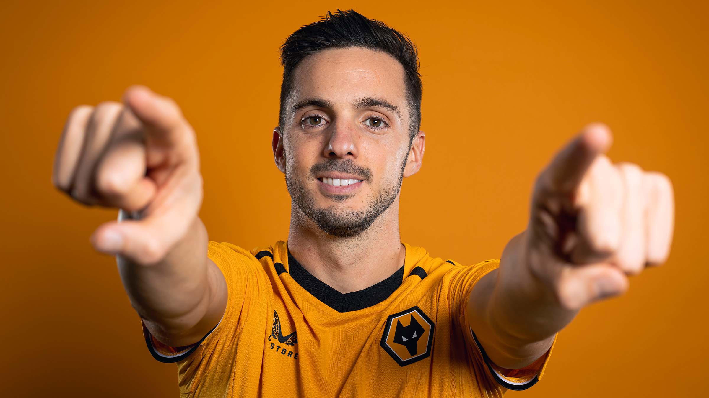 Gallery | Sarabia welcomed to Wolves | Men's First-Team | News ...