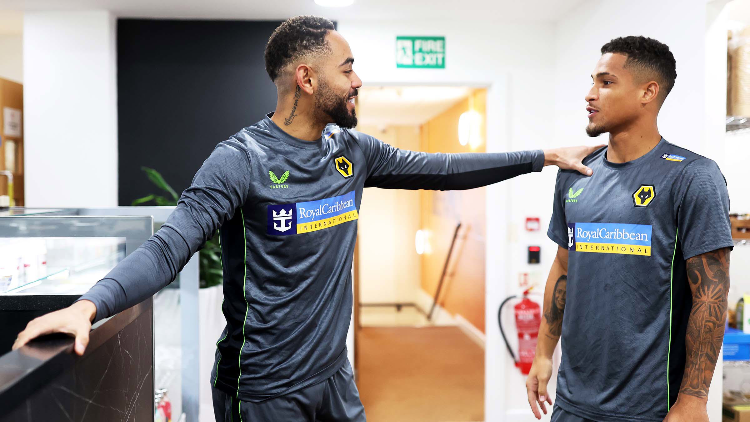 Gallery | Gomes gets acquainted at Compton | Men's First-Team | News ...