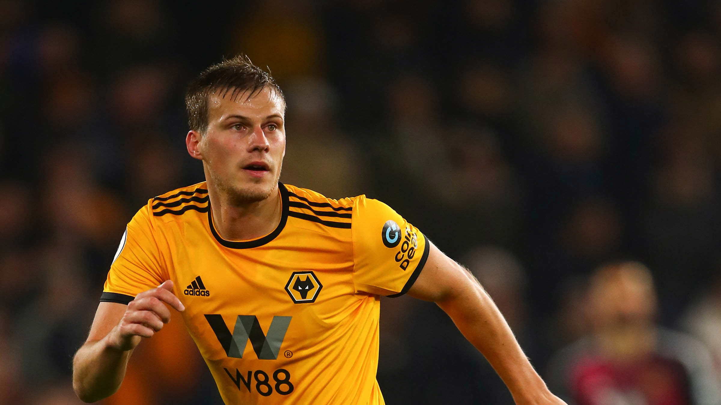 Molineux atmosphere can make the difference, says Bennett | Men's First ...