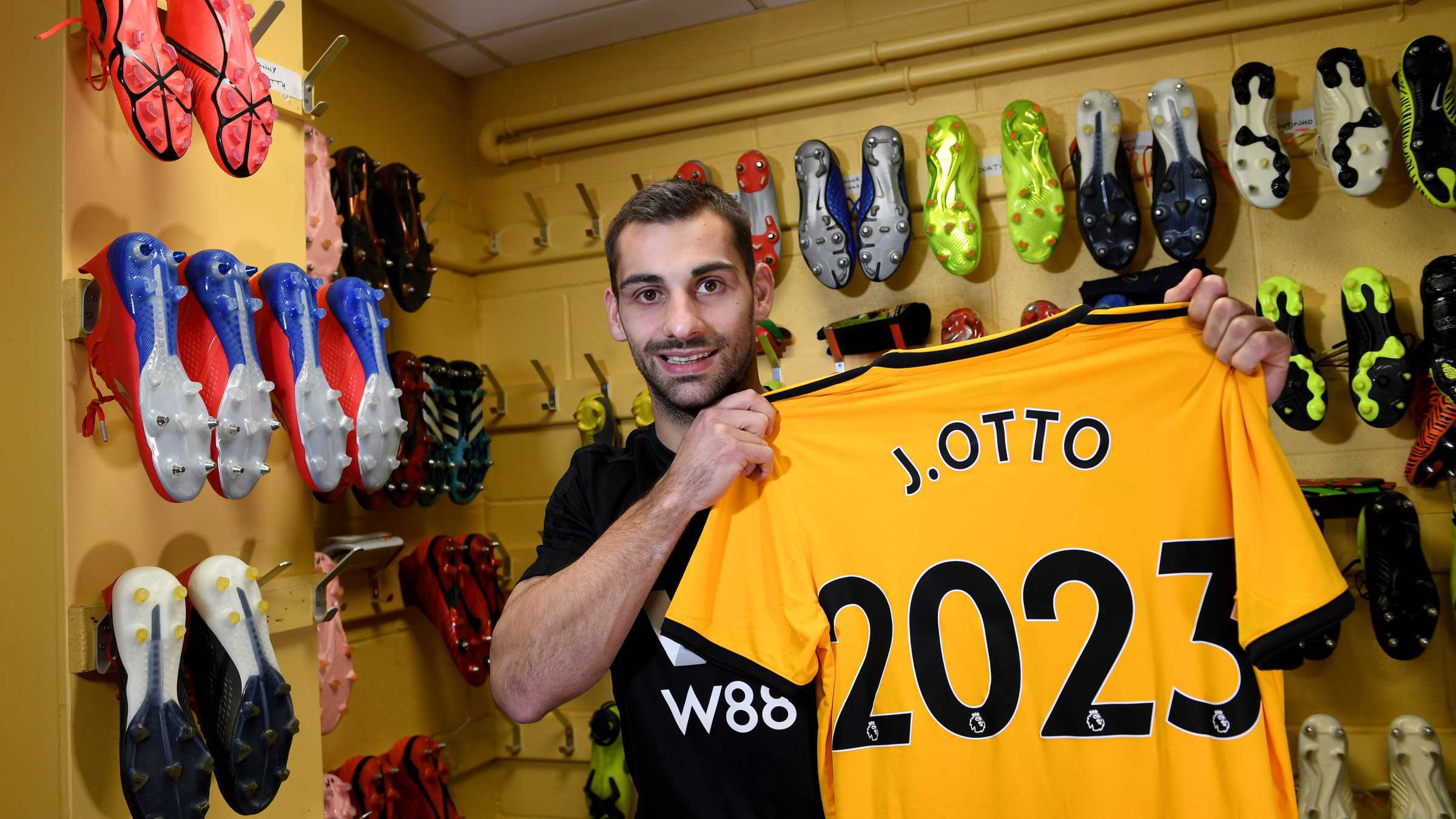 Jonny delighted to join permanently | Men's First-Team | News ...