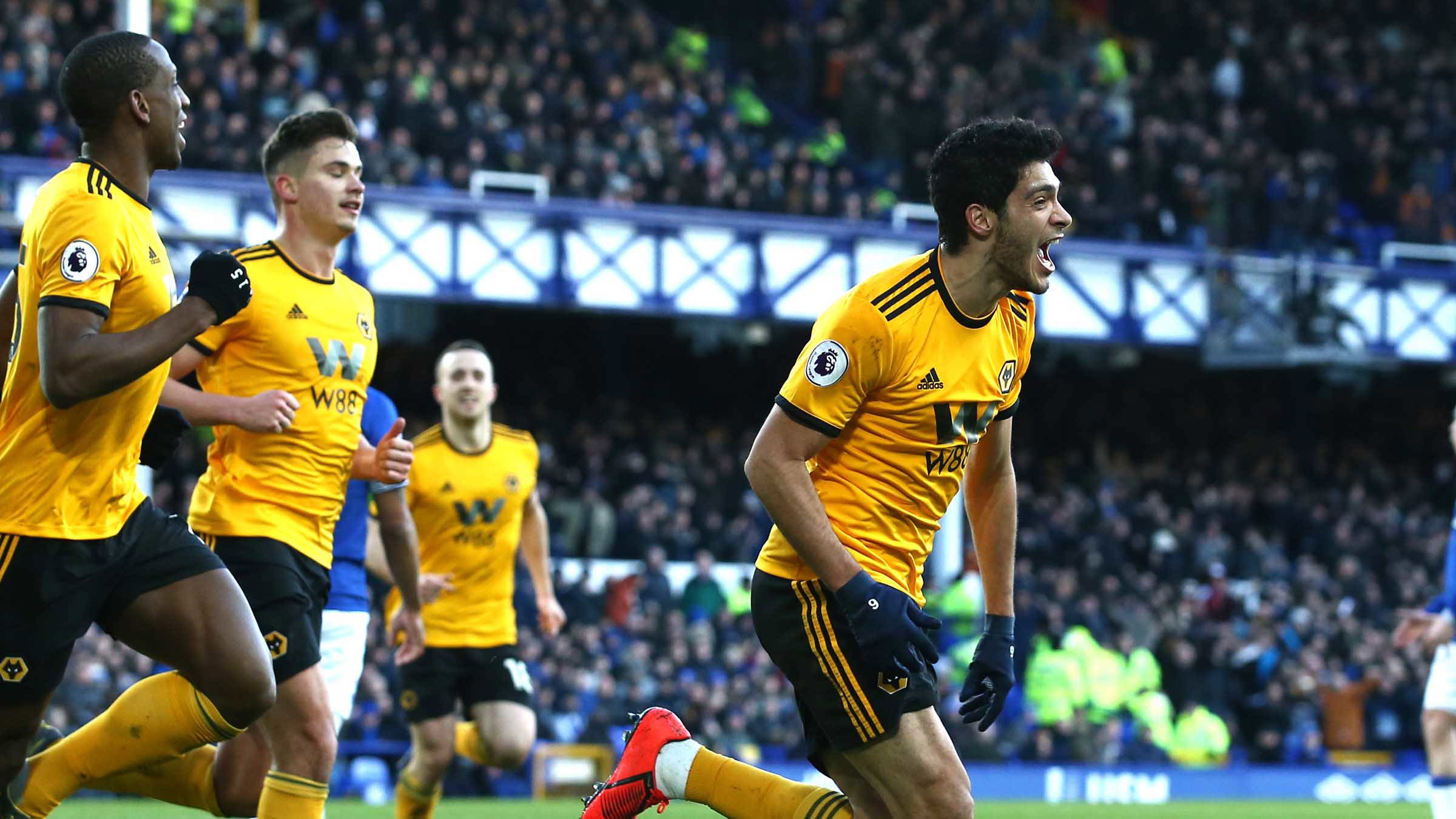 Raúl Jiménez: La vida antes de los Wolves | Spanish Language Content ...