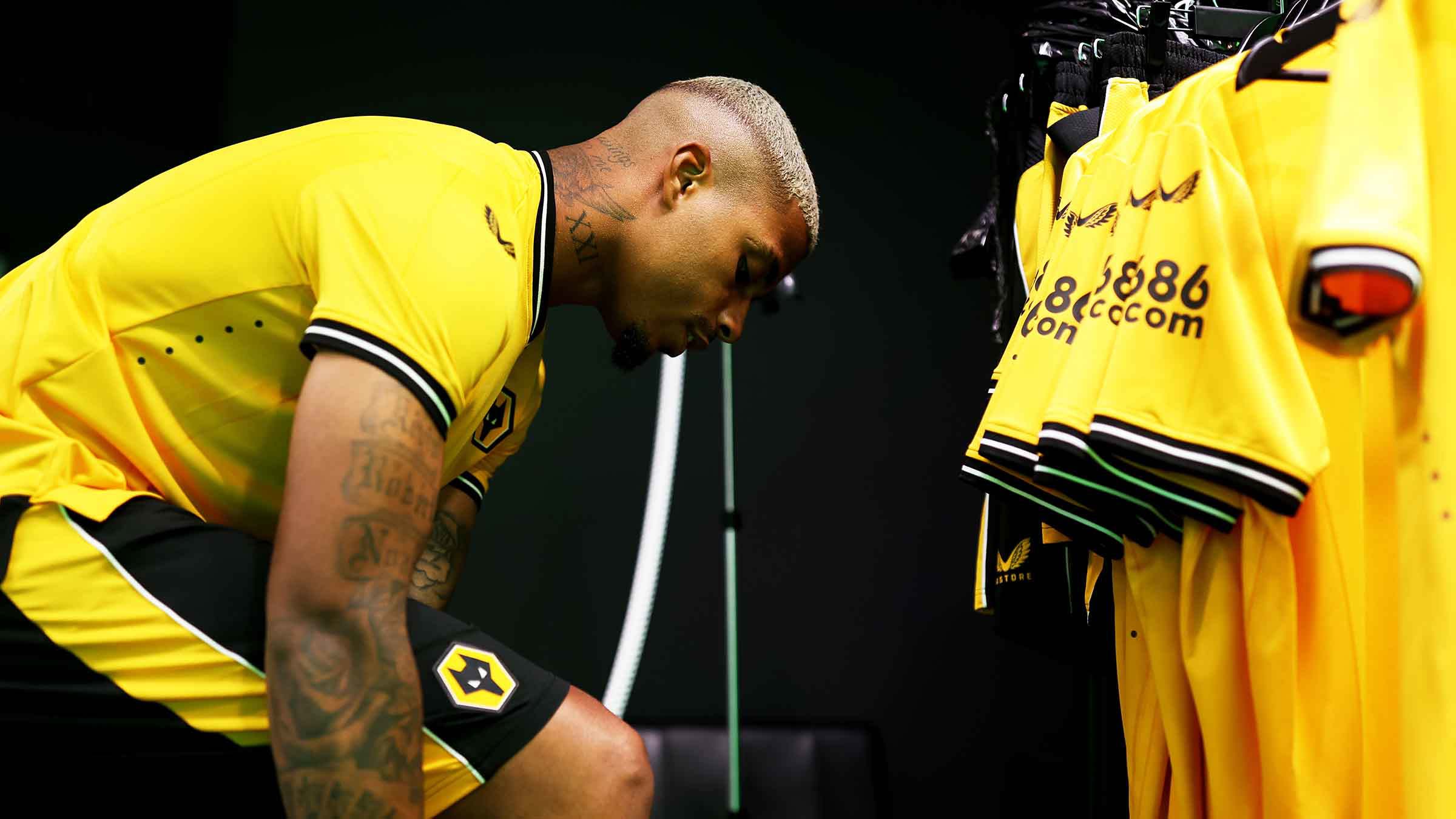 Gallery | Behind the scenes of the home kit launch | Club | News ...