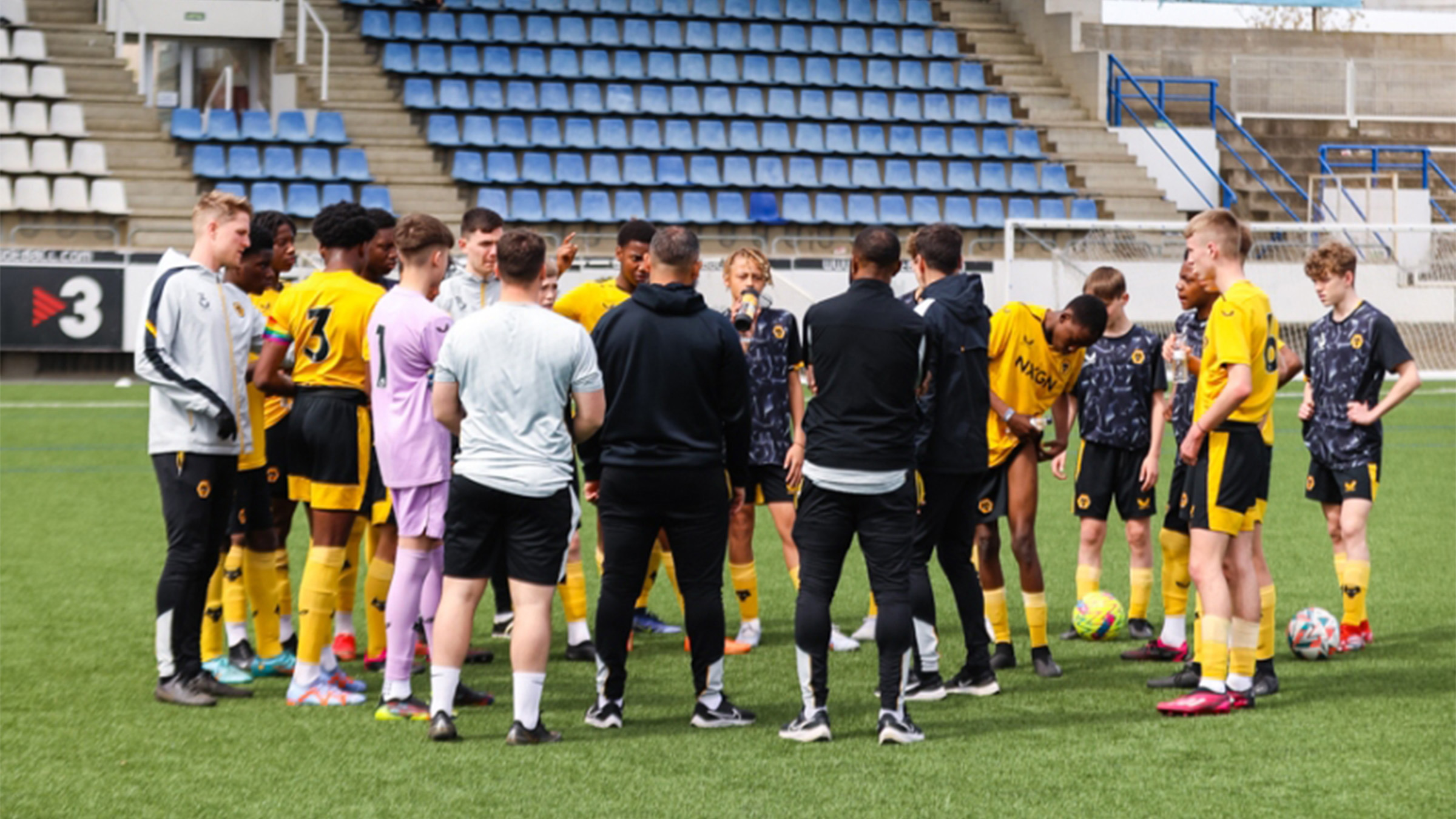 Academy supporting players with different styles of analysis | Academy ...