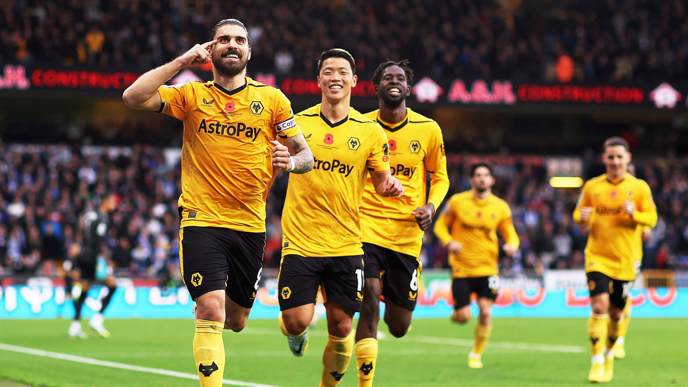 Wolves contribute to biggest Poppy Appeal yet | Club | News ...