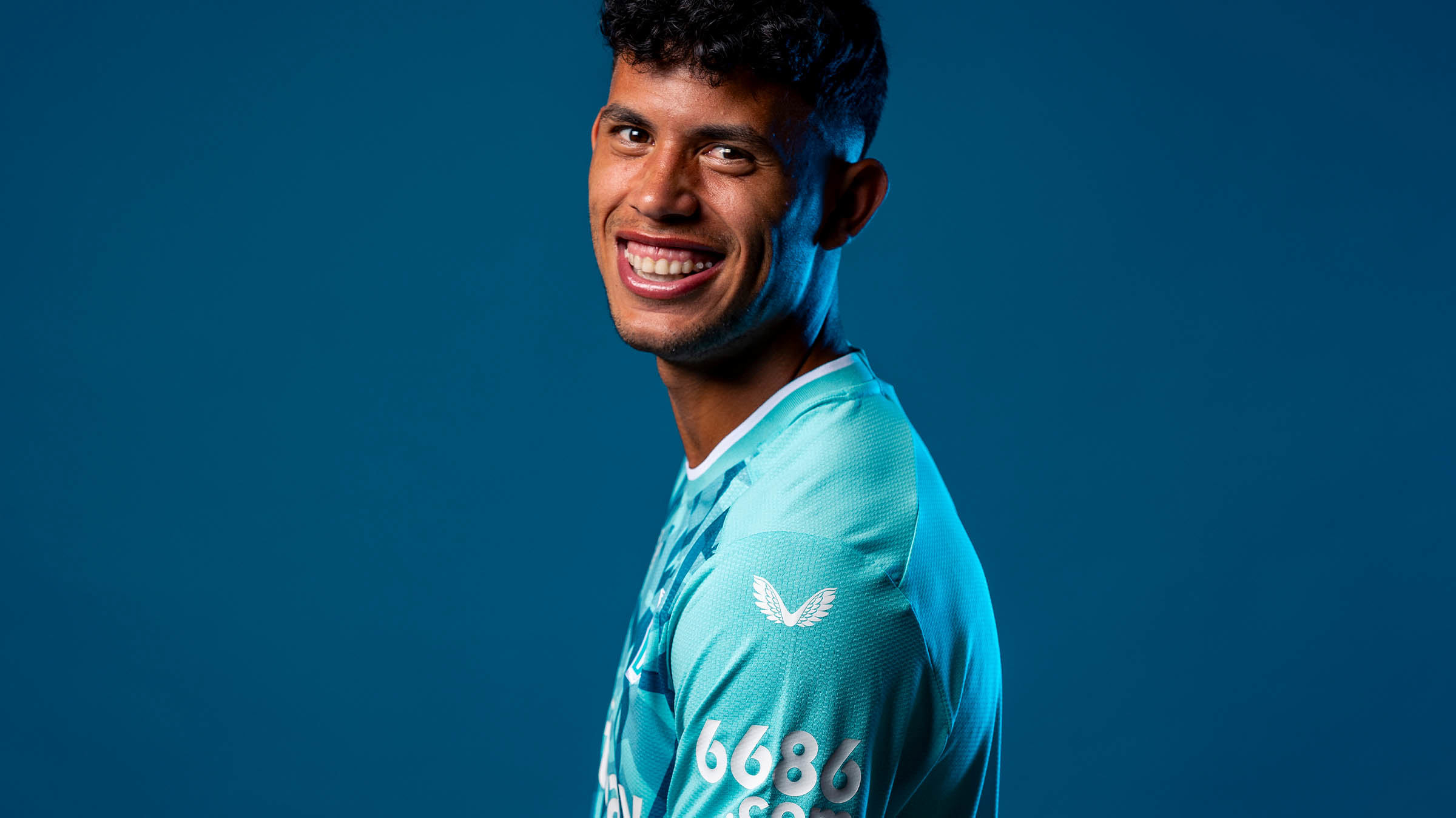 Wolves launch new third kit | Club | News | Wolverhampton Wanderers FC